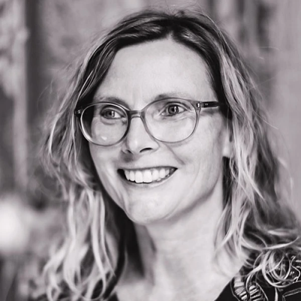 Saskia van der Kamp - Myofascial Energetic Release